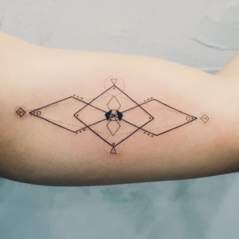 Fine line geometry tattoo - Tattoogrid.net