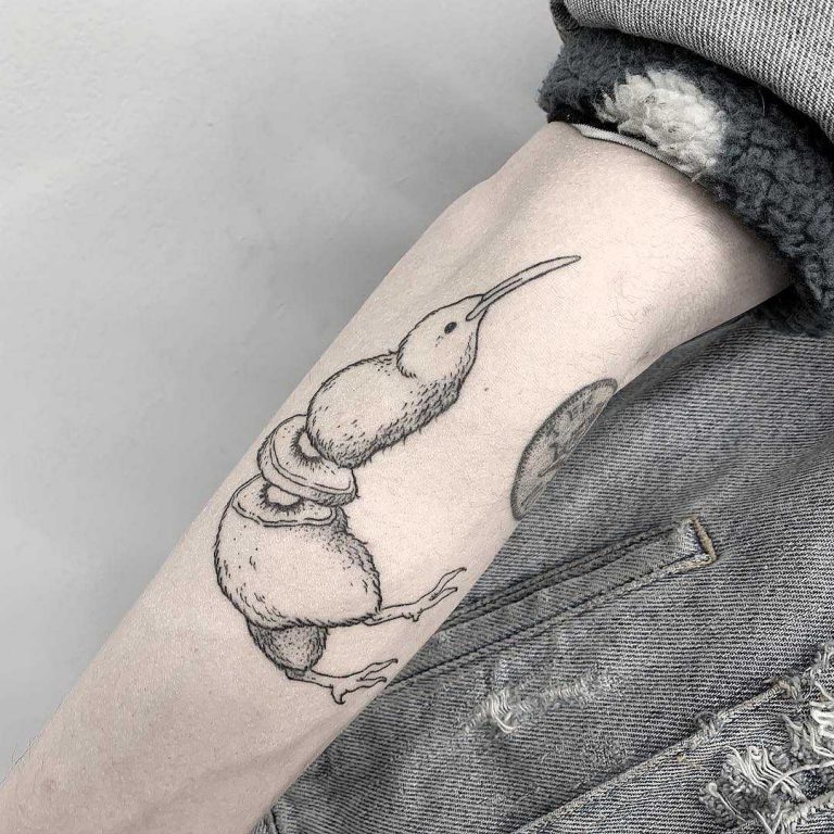 Darwin’s Finch sketch tattoo by @rebecca_vincent_tattoo - Tattoogrid.net