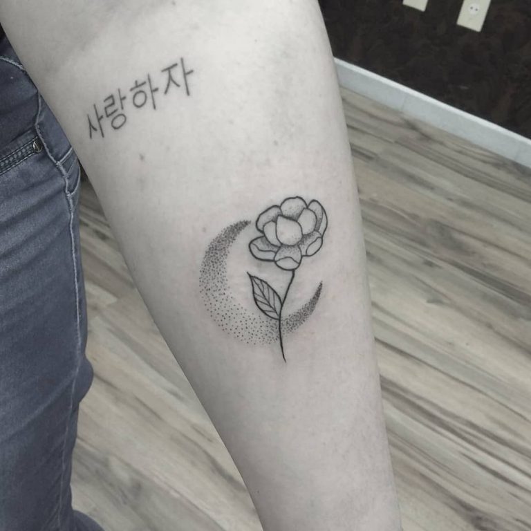 Negative space roses and triangle tattoo - Tattoogrid.net