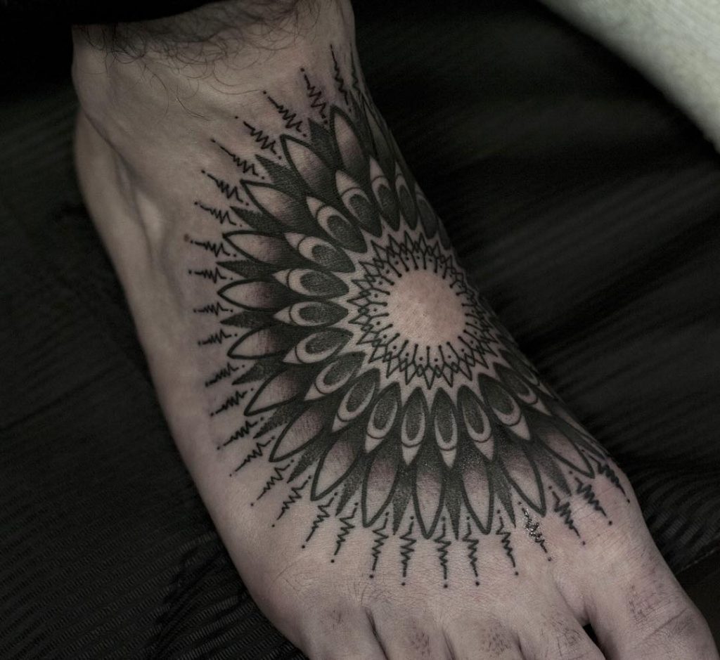 Foot Tattoos: Discover Most Beautiful Foot Tattoo Ideas With Tattoo Grid