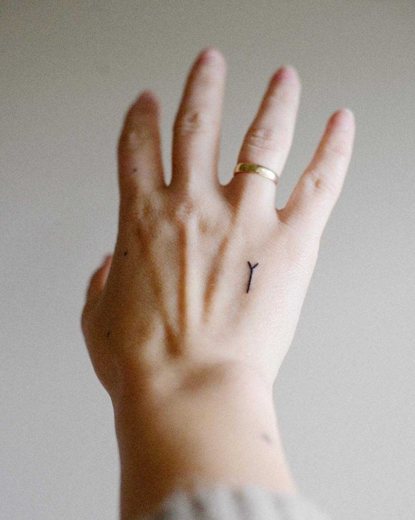 Hand Tattoos: Probably The Most Awesome Place To Get A Tattoo