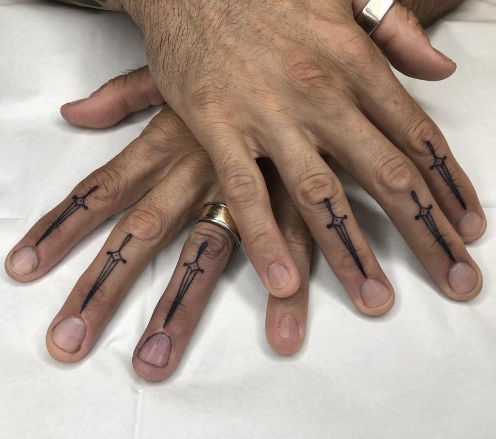 Finger Tattoos - The Most Beautiful Finger Tattoo Ideas For Men & Women