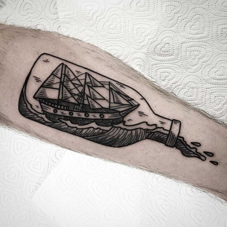 Shattered glass with an eye reflection tattoo - Tattoogrid.net