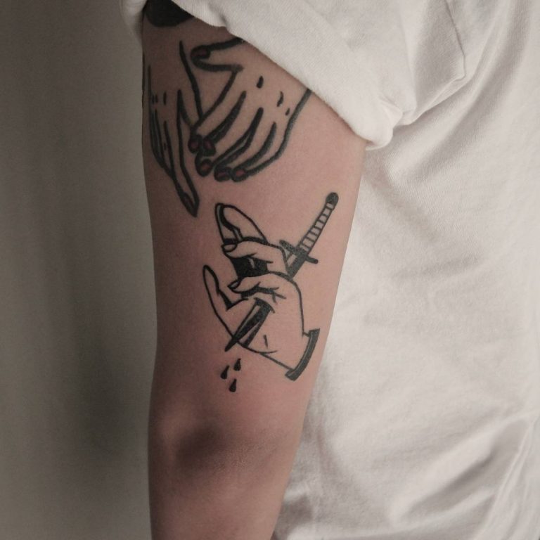 Soundwave arrow by @soychapa - Tattoogrid.net