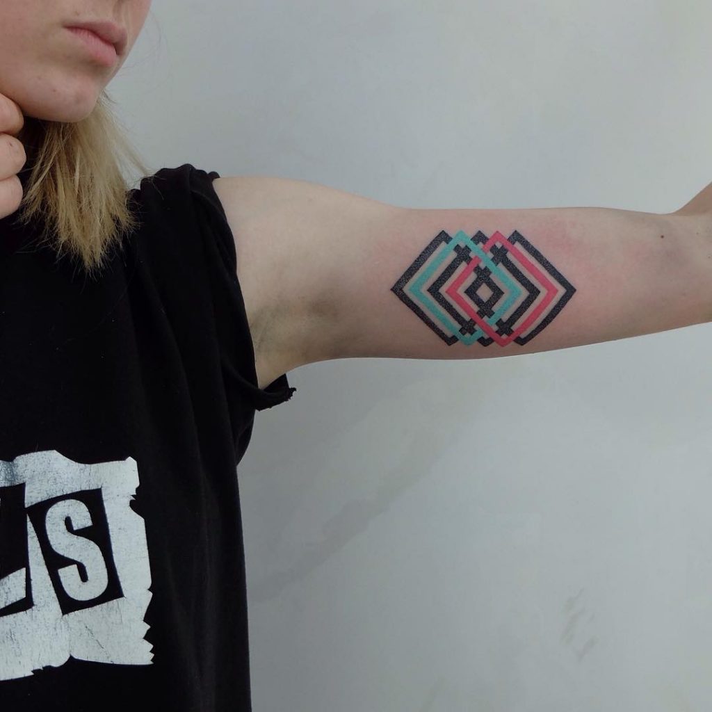 Minimalist tattoo by Taylor Kaclik - Tattoogrid.net