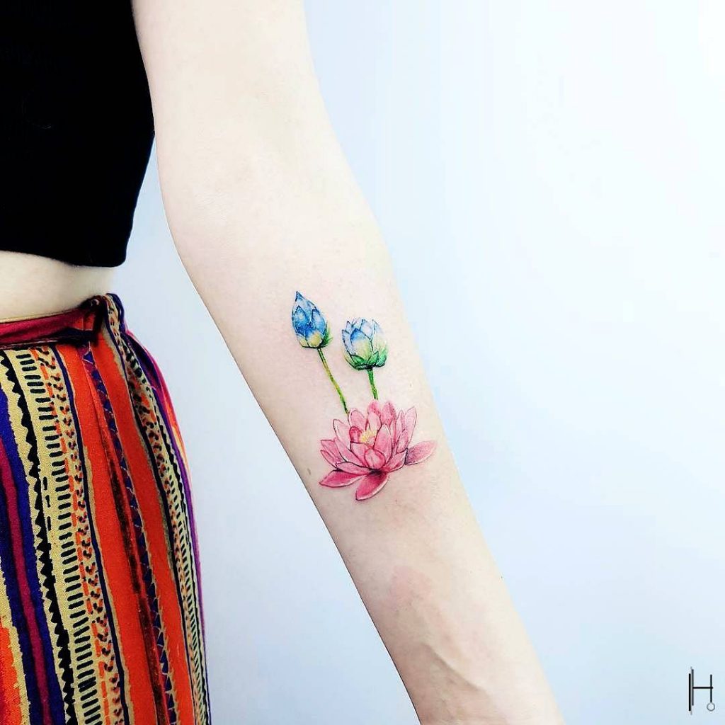 Scattered tulip tattoo - Tattoogrid.net