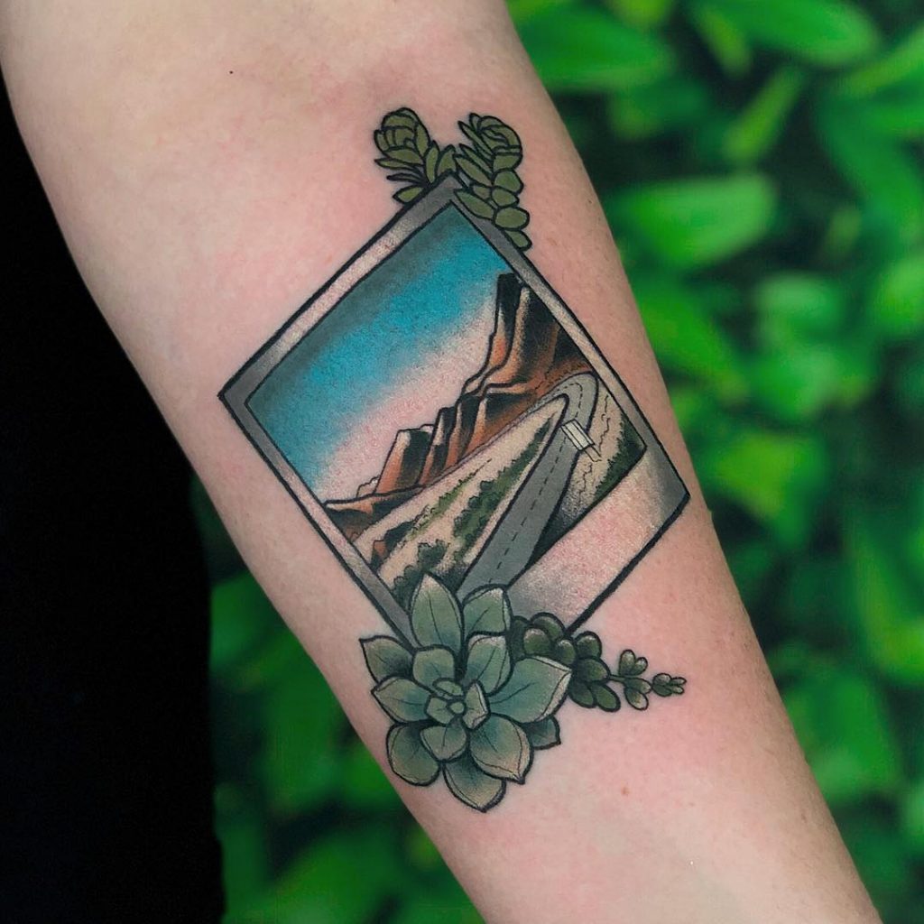 Triforce and flowers tattoo by Rey Jasper - Tattoogrid.net